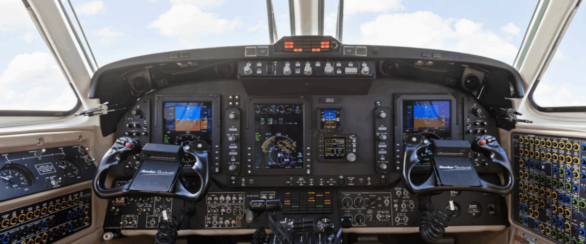 Intelligent Design: The Modern Cabin of the Beechcraft King Air 350i ...